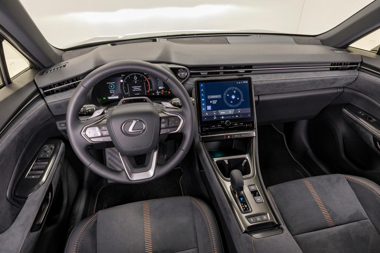 Lexus LBX (2023). A bord du SUV hybride, concurrent des Audi Q2 et DS3