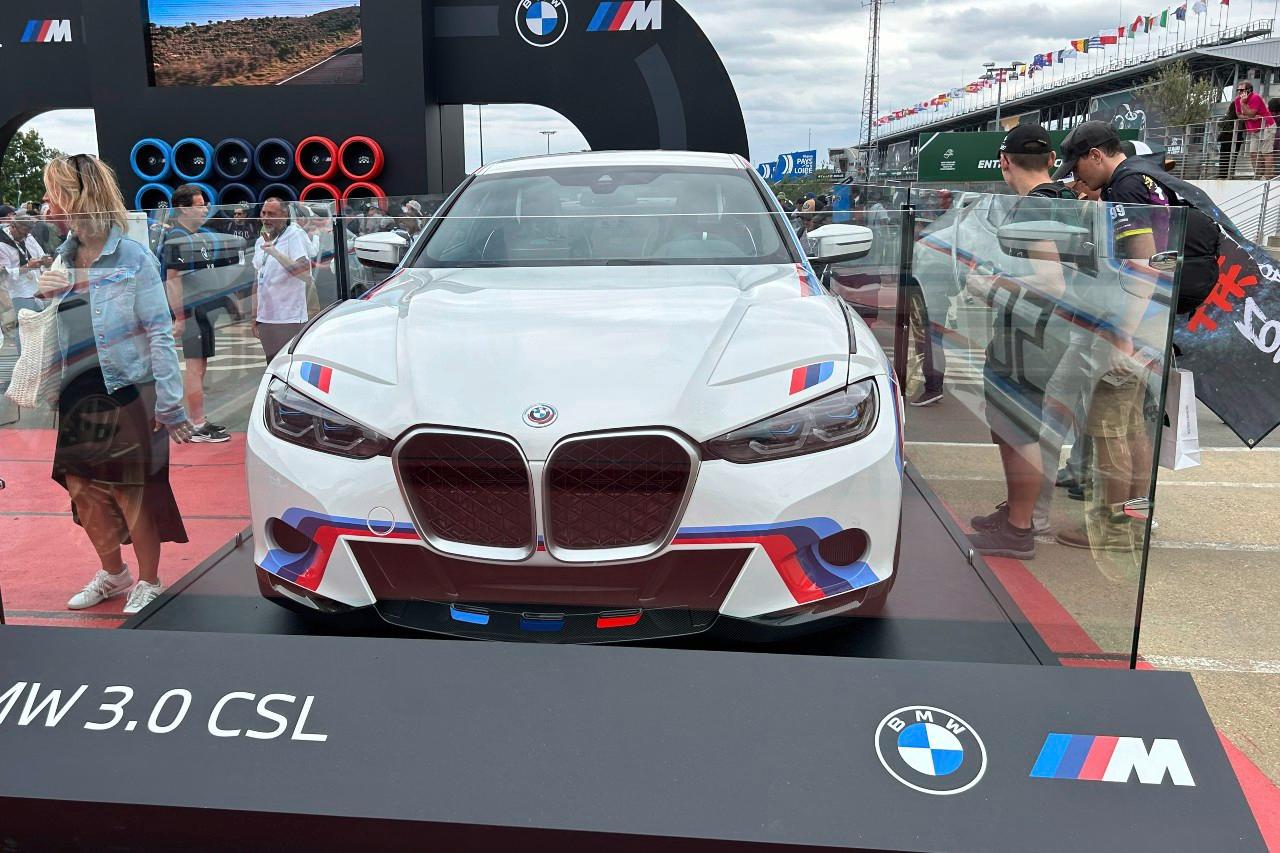 Photo 9 - stand bmw mans classic 2023 - Le Mans Classic 2023. Les ...