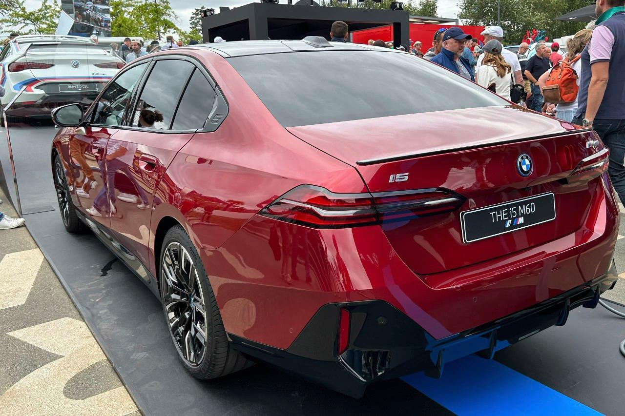 Photo 10 - stand bmw mans classic 2023 - Le Mans Classic 2023. Les ...