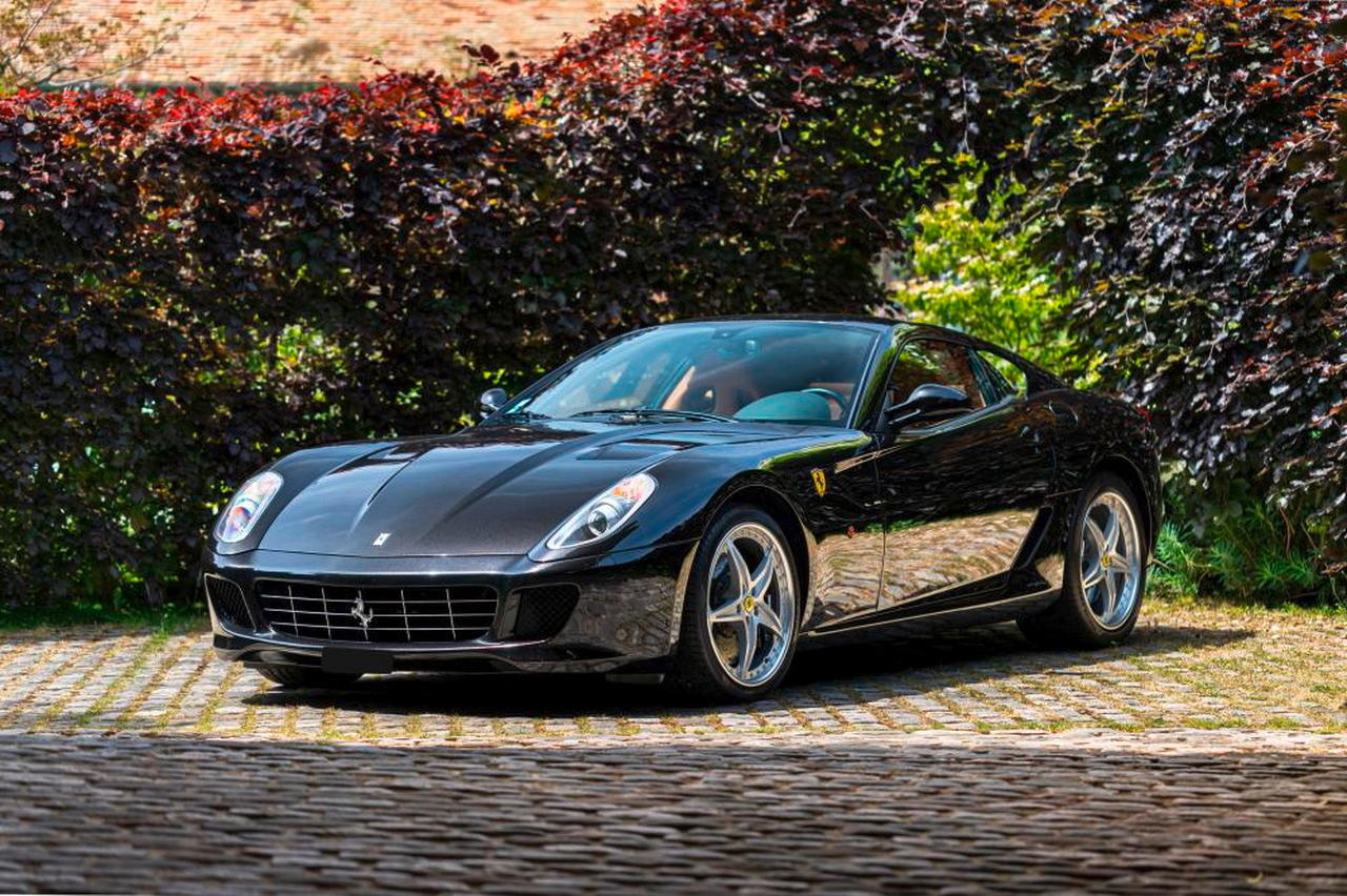 Photo 15 - Ferrari 599 GTB Fiorano F1. Estimation : 120 000 - 160 000 €. Prix de vente : 130 000 ...