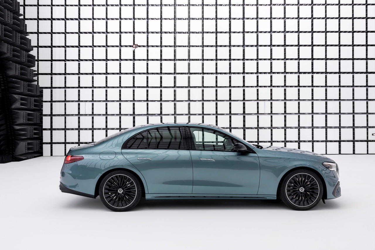 Mercedes Classe E (2023). À la découverte du vaisseau amiral du futur