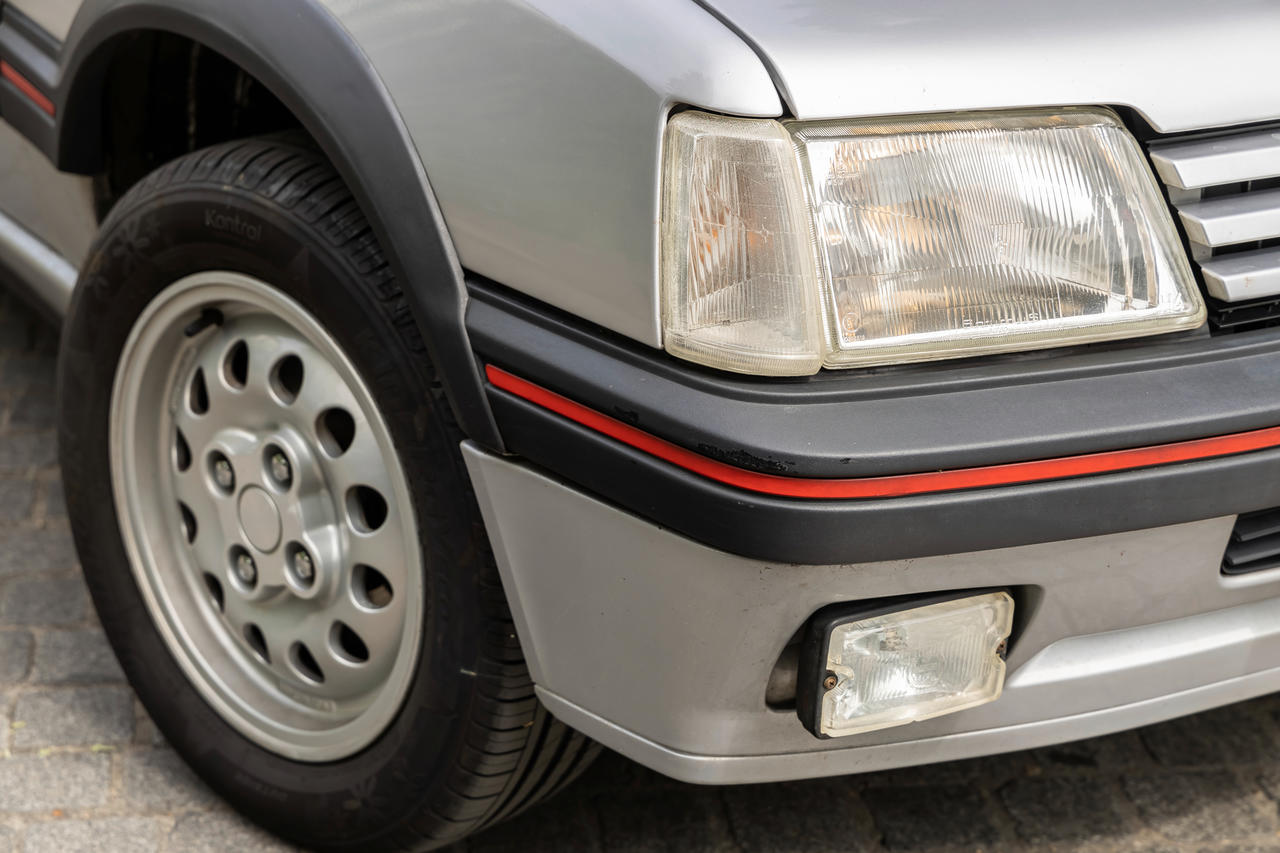 Photo 33 - Essai rétro Peugeot 205 XT et CTI. Il n'y a pas que la GTI dans la vie