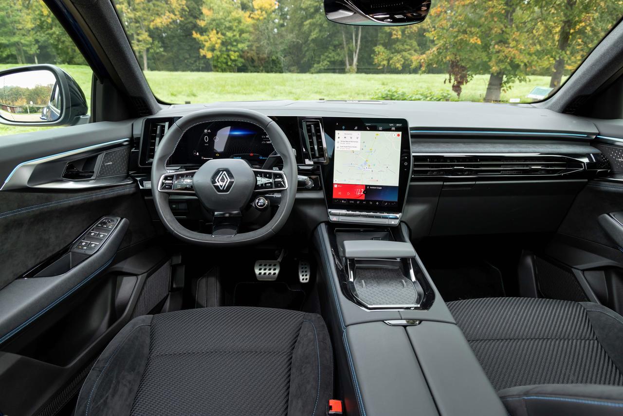 Photo 24 - interieur Austral esprit Alpine - Guide d’achat. Tous les ...