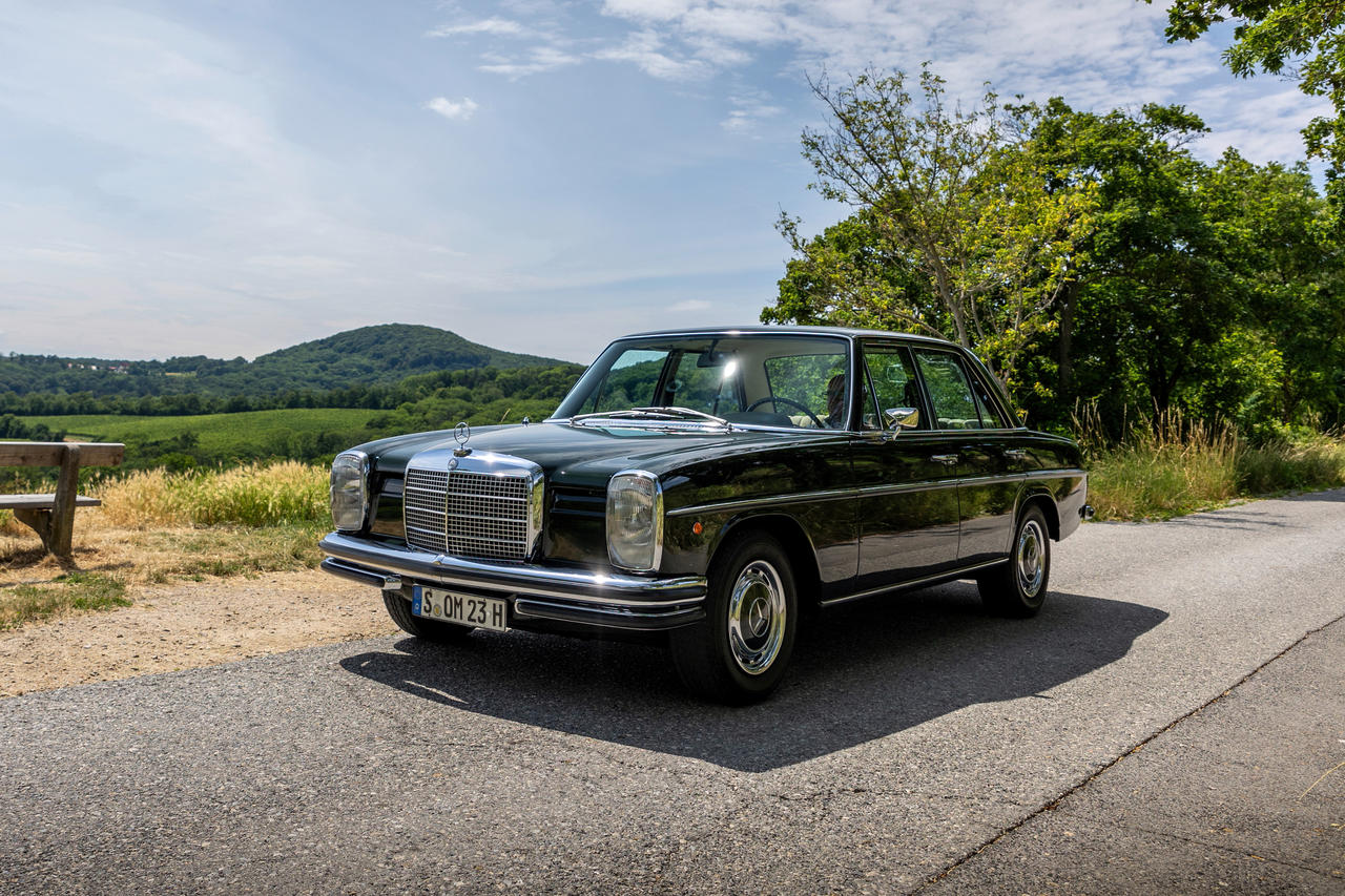 Photo 20 - Mercedes W114 1968 voiture collection - Essai Mercedes Classe E (2023) : la ...