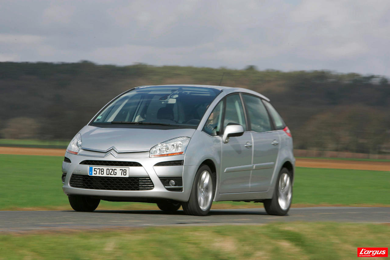 Photo 4 - Citroën C4 Picasso : 19 822 exemplaires. - Ventes d'occasion ...