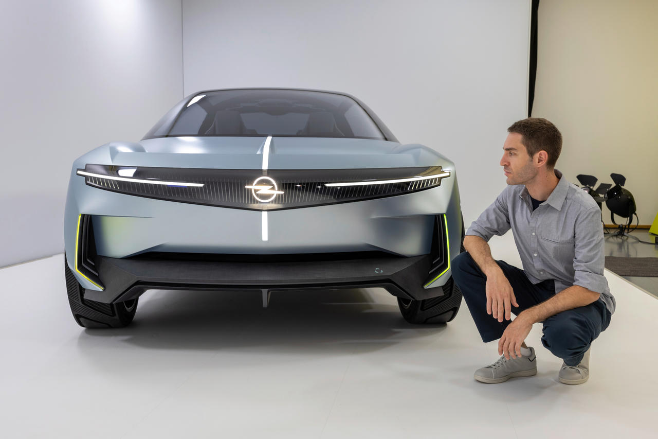 Opel Experimental (2023). Notre vidéo du concept de la Manta électrique