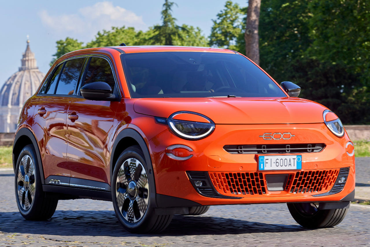 fiat-600-hybrid-2024-la-version-1-2-puretech-48v-confirm-e-en-france