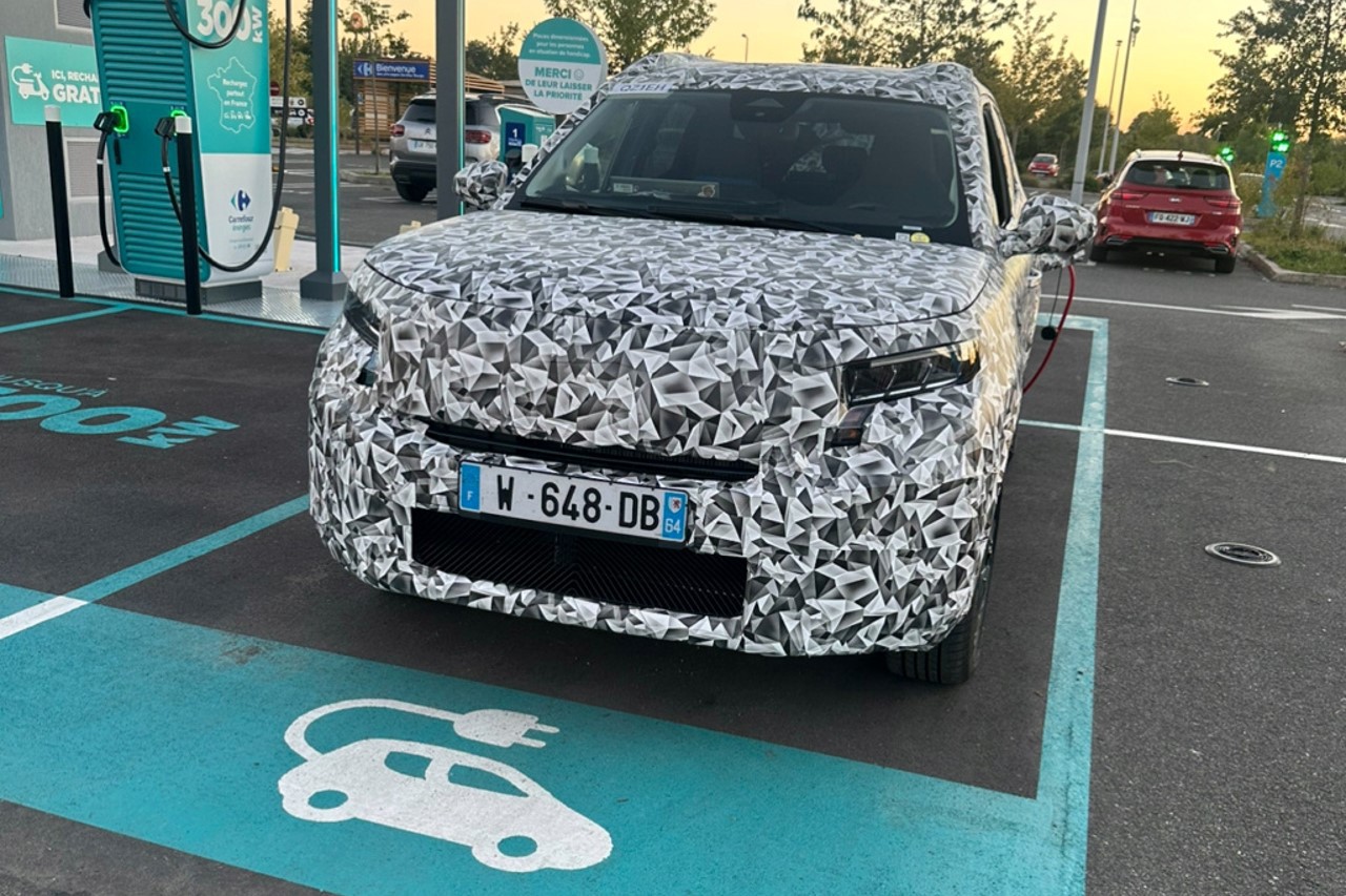 Nouvelle Citroën ë-C3 (2024). La citadine électrique circule déjà en France
