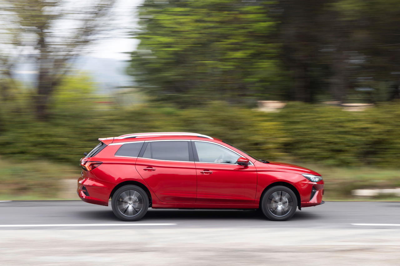 Photo 11 - Top des meilleures voitures electriques MG - Guide d’achat ...