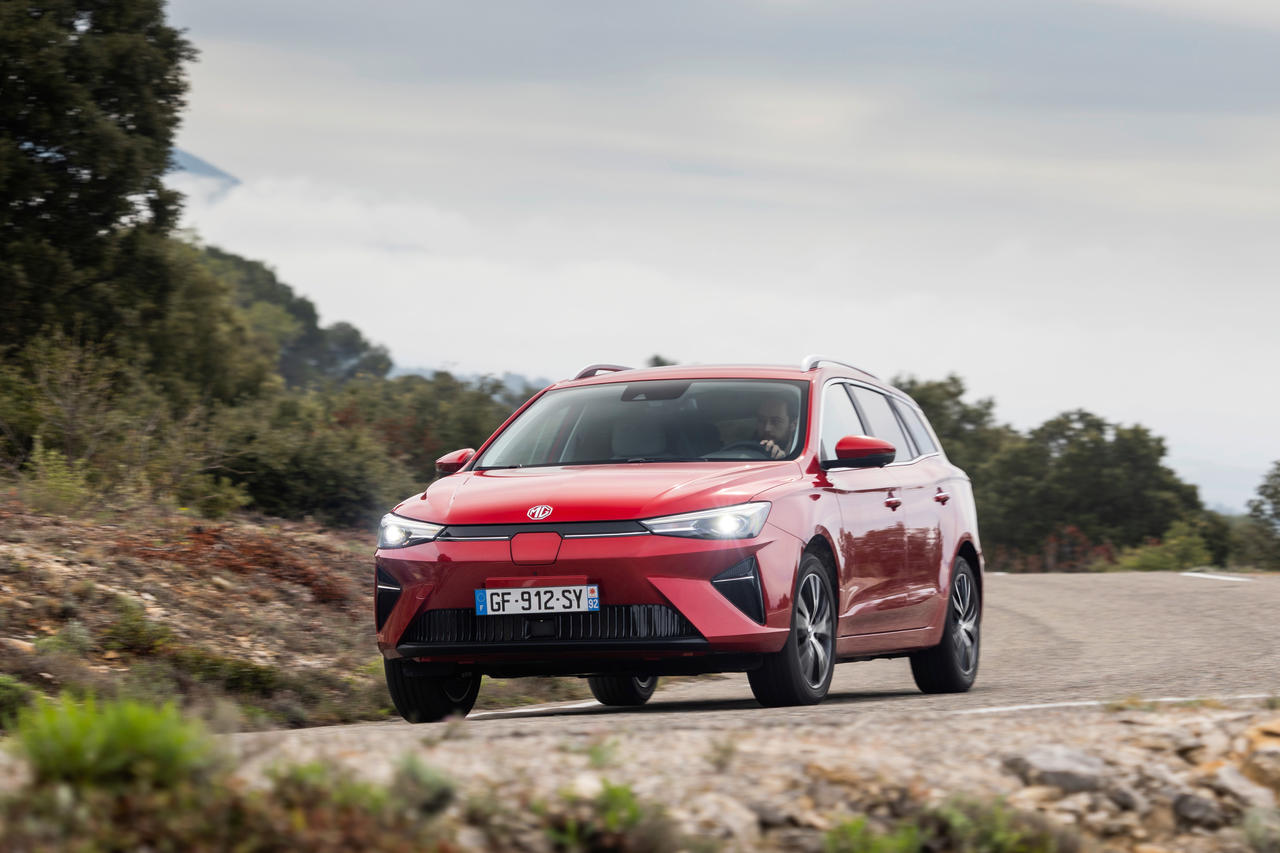 Photo 10 - Top des meilleures voitures electriques MG - Guide d’achat ...