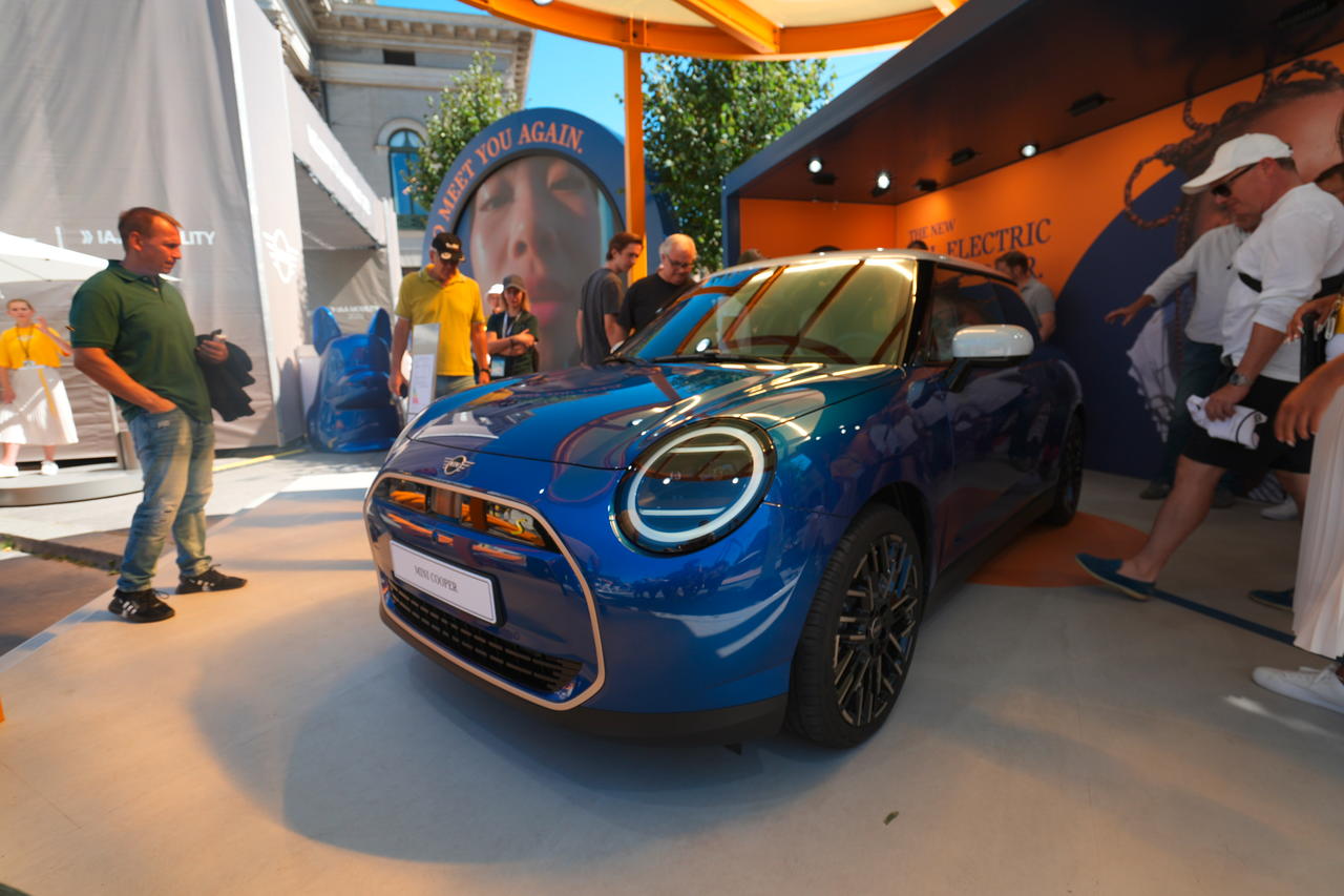 Photo 25 - Mini Cooper SE au salon IAA Munich 2023 - Salon Munich 2023 ...