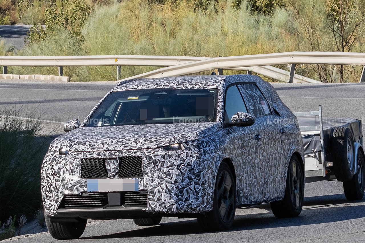 Peugeot 5008 (2024). Le SUV familial de sortie en version hybride ...