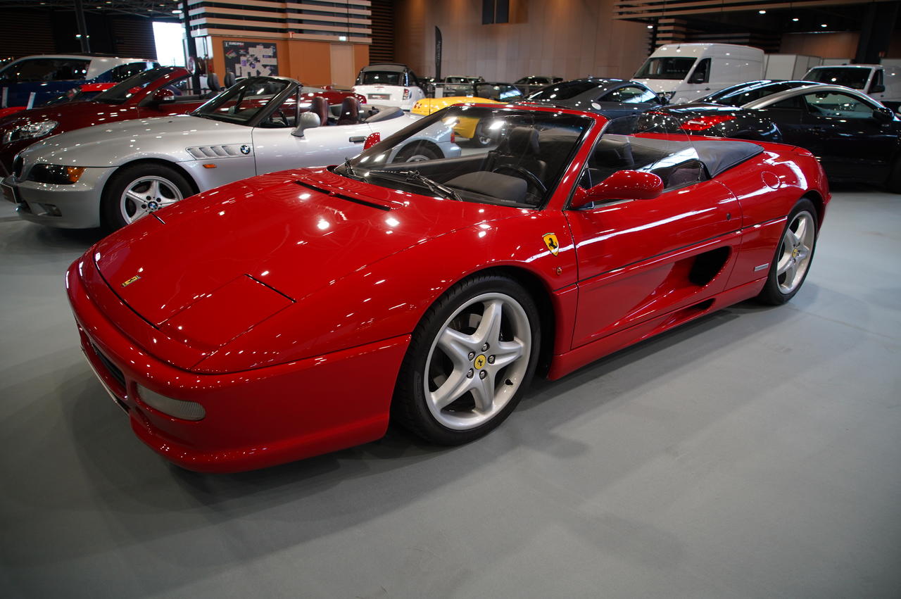 Photo 8 - Ferrari F355 Spider 3.5 V8 380 ch (1994-1999). - Salon ...
