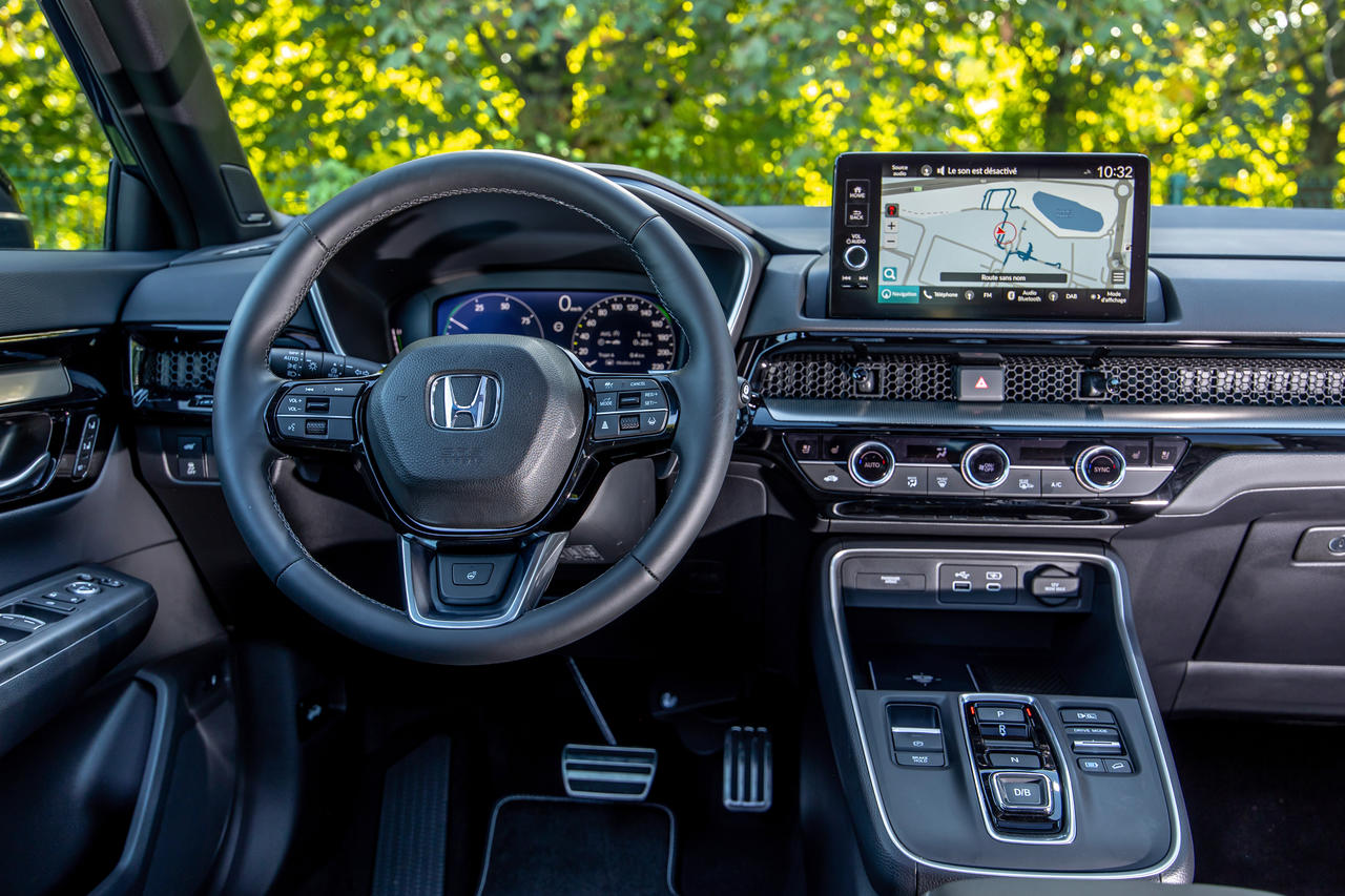 Photo 16 - Prix, fiche technique, essai : retrouvez notre avis sur le nouveau Honda CR-V hybride ...