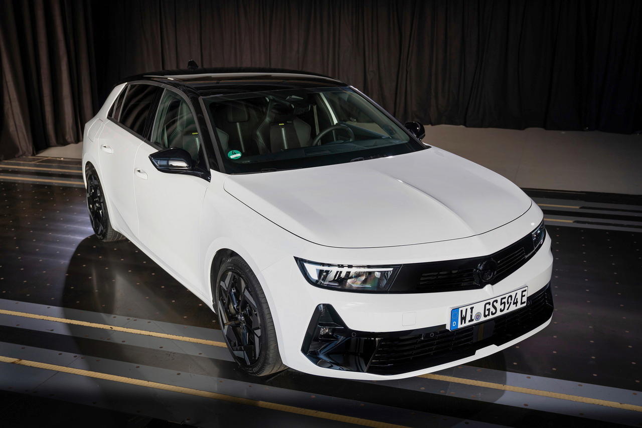 Opel Astra (2023). Gamme, équipements et tarifs de la compacte et du break