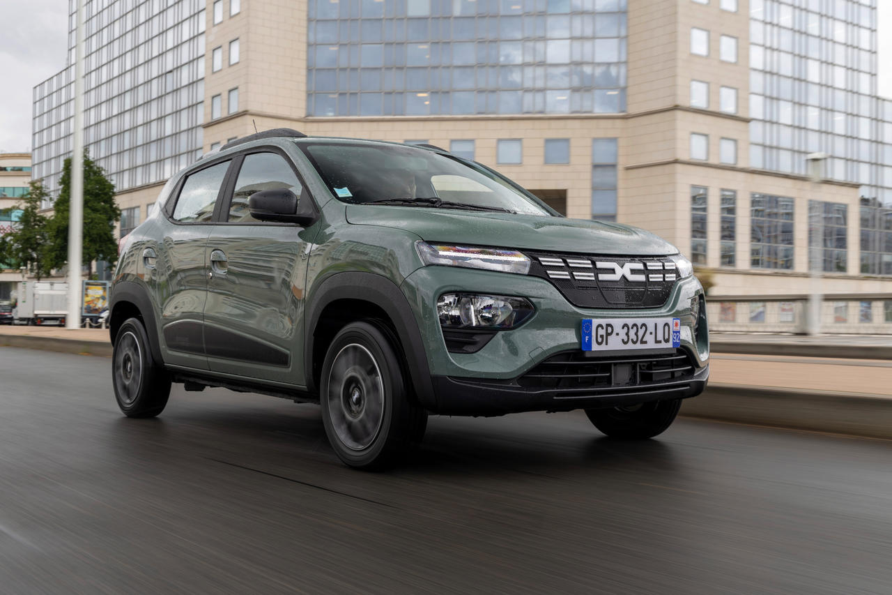 Photo 11 - Dacia spring vert kaki - Les secrets de la nouvelle Citroën ...
