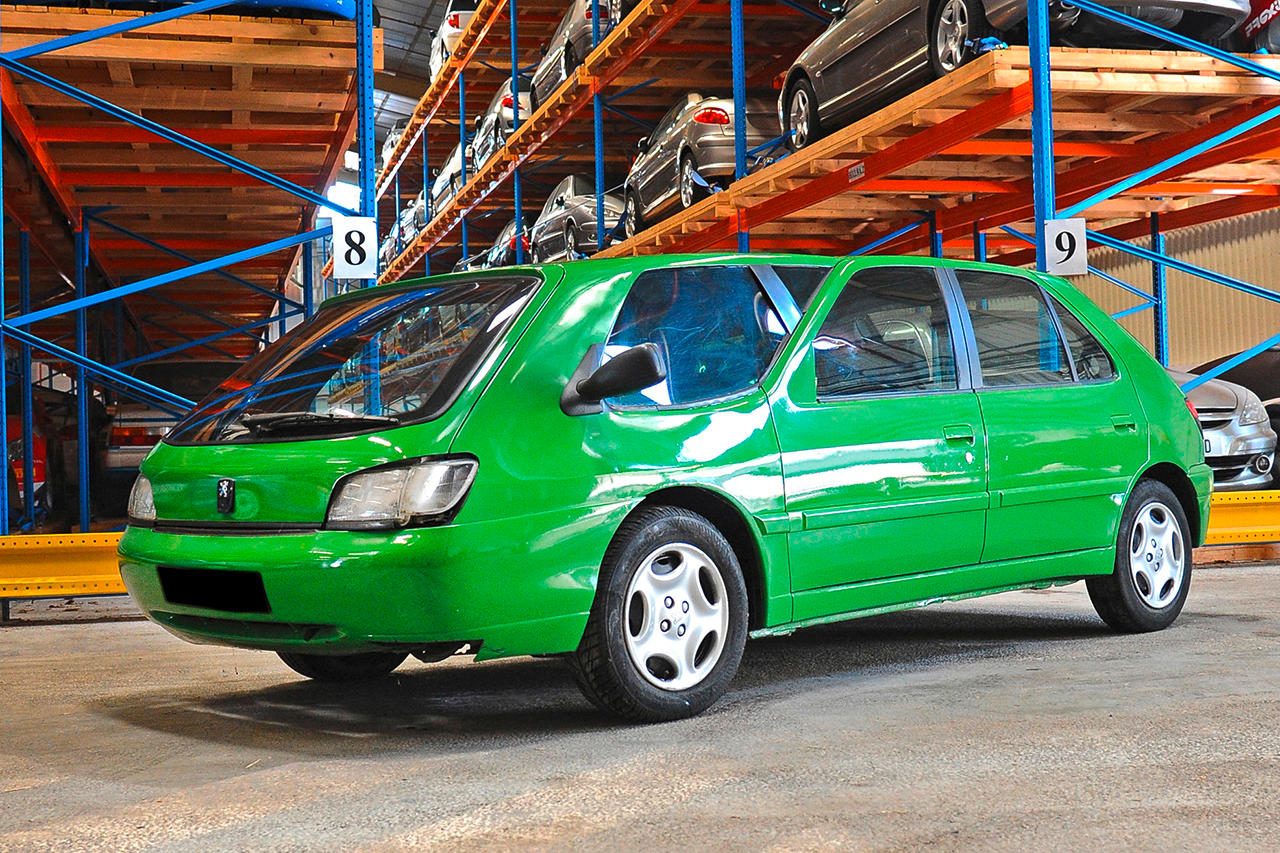 Photo 22 - Déjà proposée à la vente l'an dernier, cette Peugeot 306 de ...