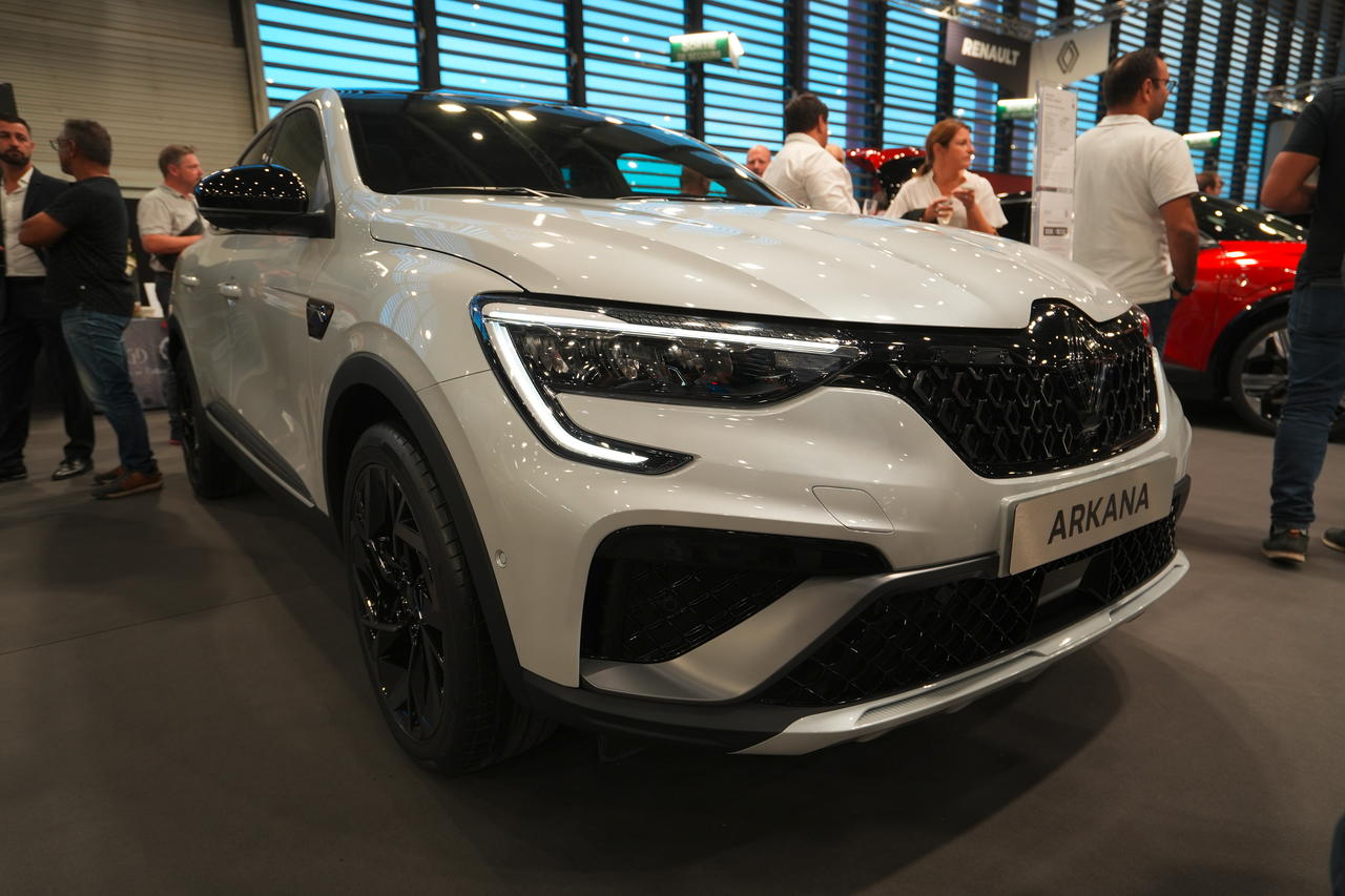 Diaporama et photos - A bord du Renault Arkana restylé dans sa nouvelle ...