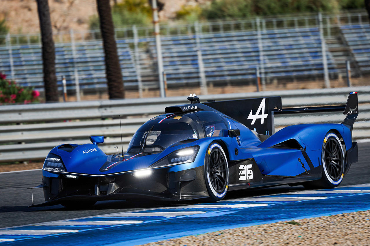 Photo 3 - Comment dessine-t-on une Alpine pour les 24 Heures du Mans