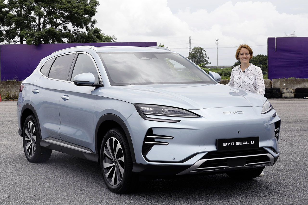 Photo 1 - L'argus s'est rendu en Chine pour découvrir le Seal U, le 3e SUV 100 % électrique de ...