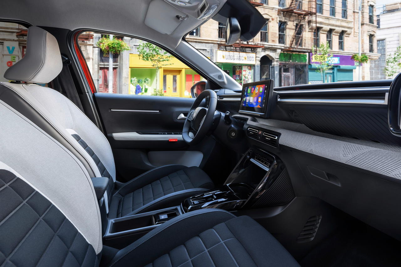 Photo 7 - Citroën ë-C3 max intérieur - Citroën ë-C3 (2024). Les prix et ...