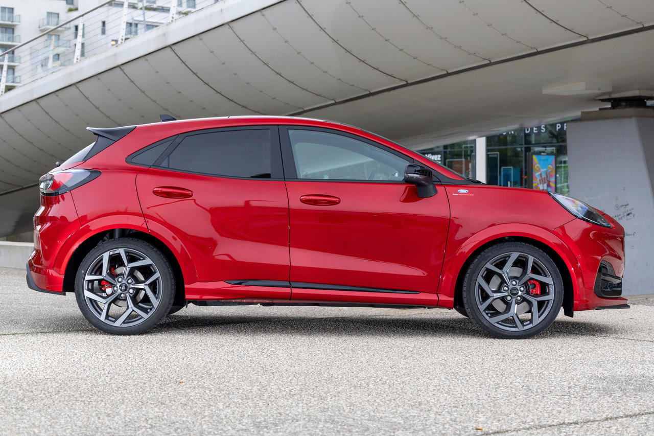 Photo 8 - Dimensions Ford Puma ST 1.0 Ecoboost Powershift 170 - Essai ...