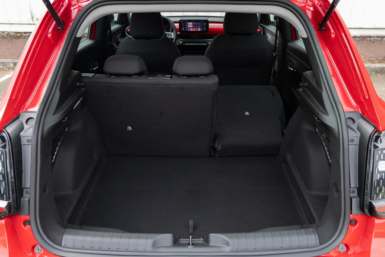 Photo 14 - fiat 600 e RED coffre - Essai Fiat 600e RED : la vraie ...