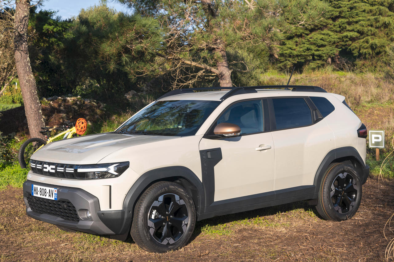 Photo 5 - Dacia Duster 3 extreme blanc - Dacia Youclip. Comment ...