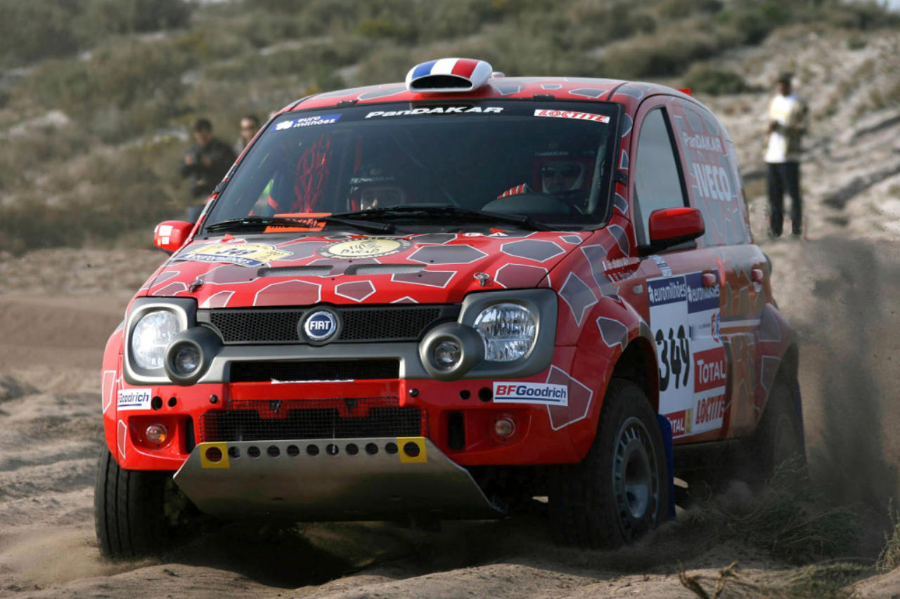 Photo 16 - En 2017, la Panda 4x4 Cross participe au Dakar et devient le ...