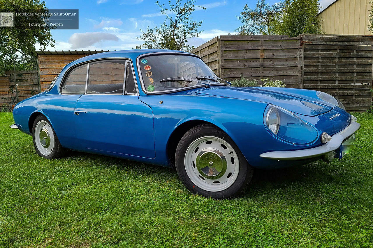 Photo 21 - Alpine A110 GT4 bleue - Voitures de collection et ...