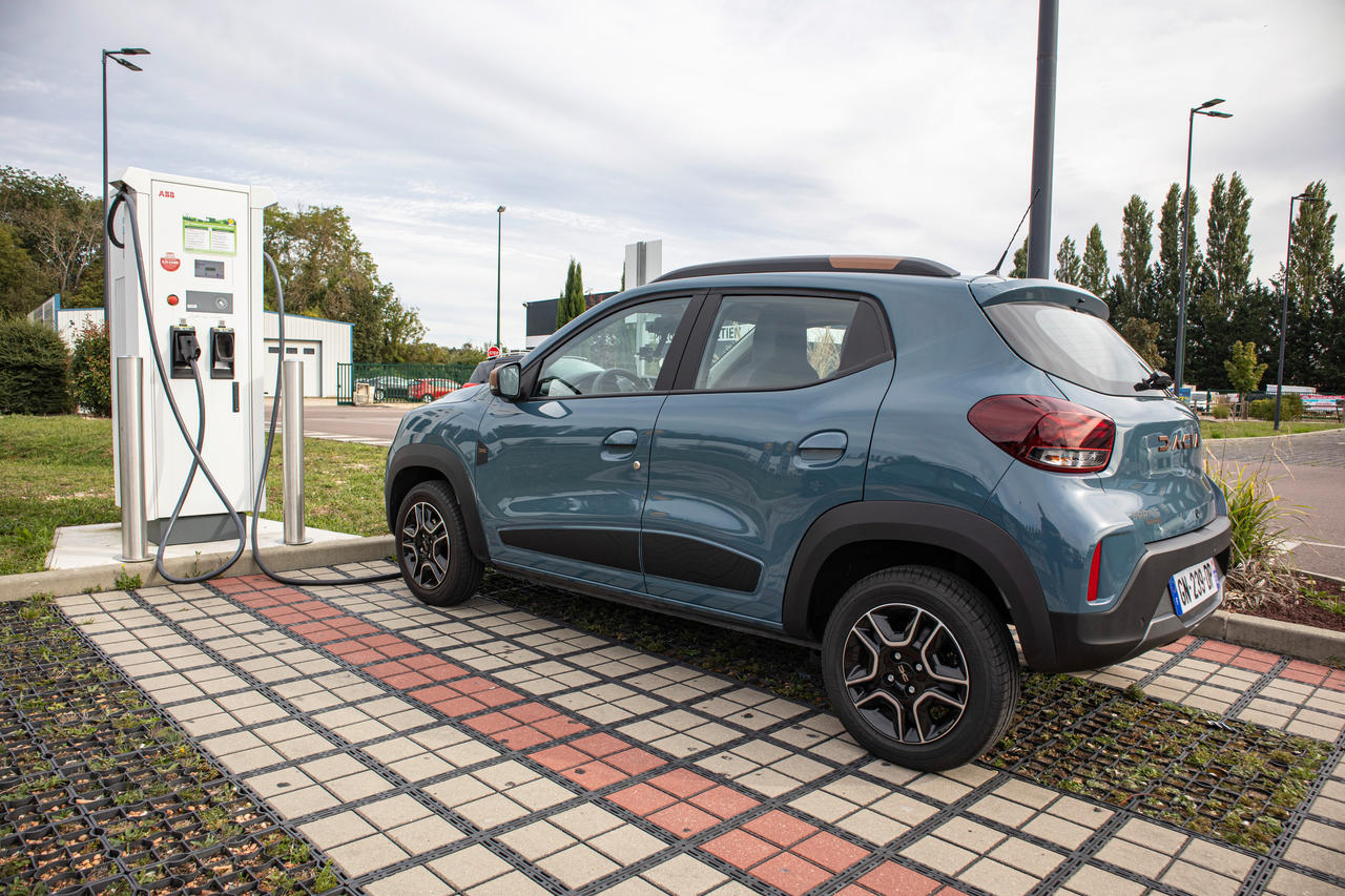 Essai Dacia Spring : notre verdict après un voyage de 1 700 km