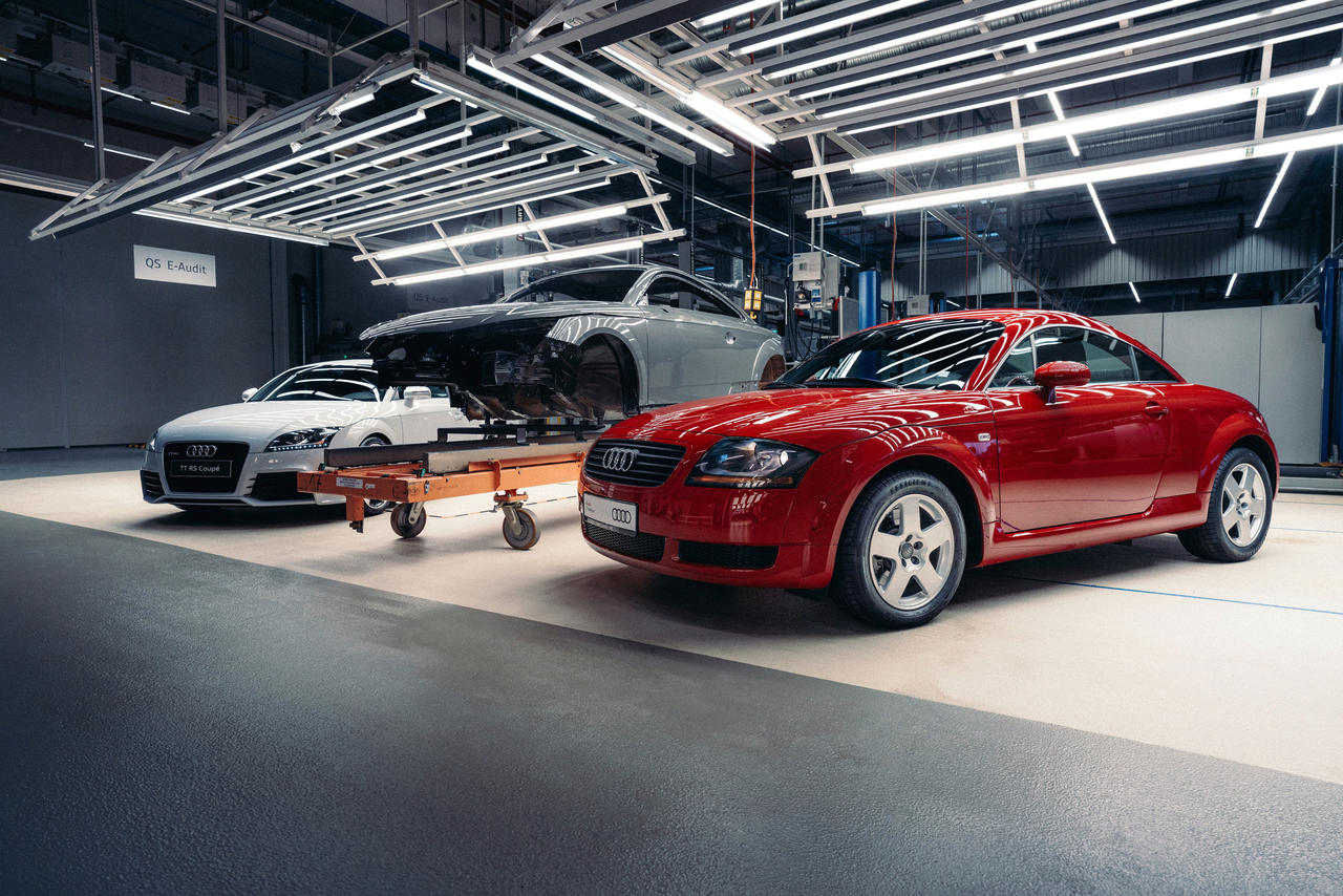 Diaporama et photos - L’histoire de l’Audi TT, du concept-car de 1995 à ...