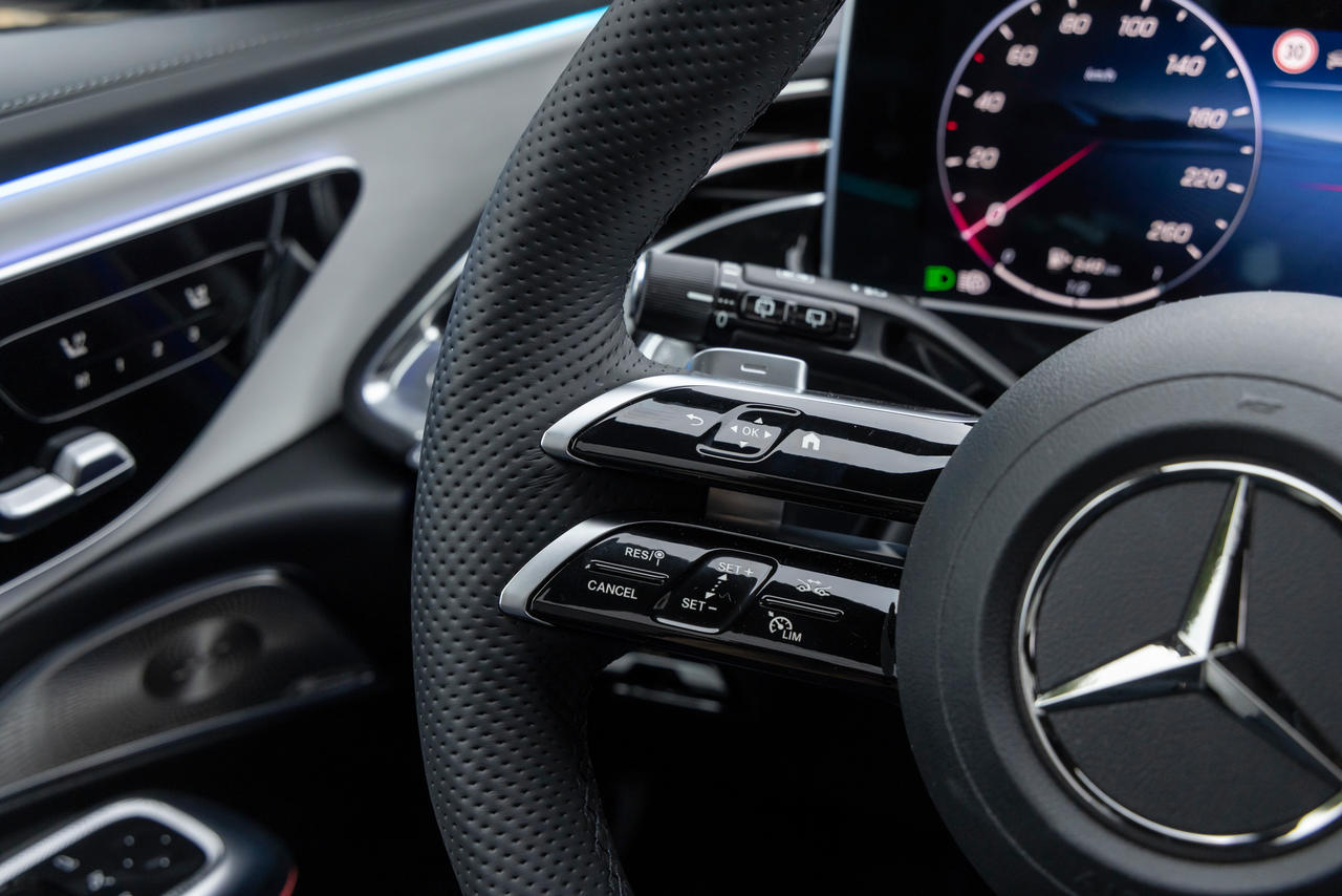 Photo 16 - Volant Mercedes Classe E AMG - Essai Mercedes Classe E Break ...