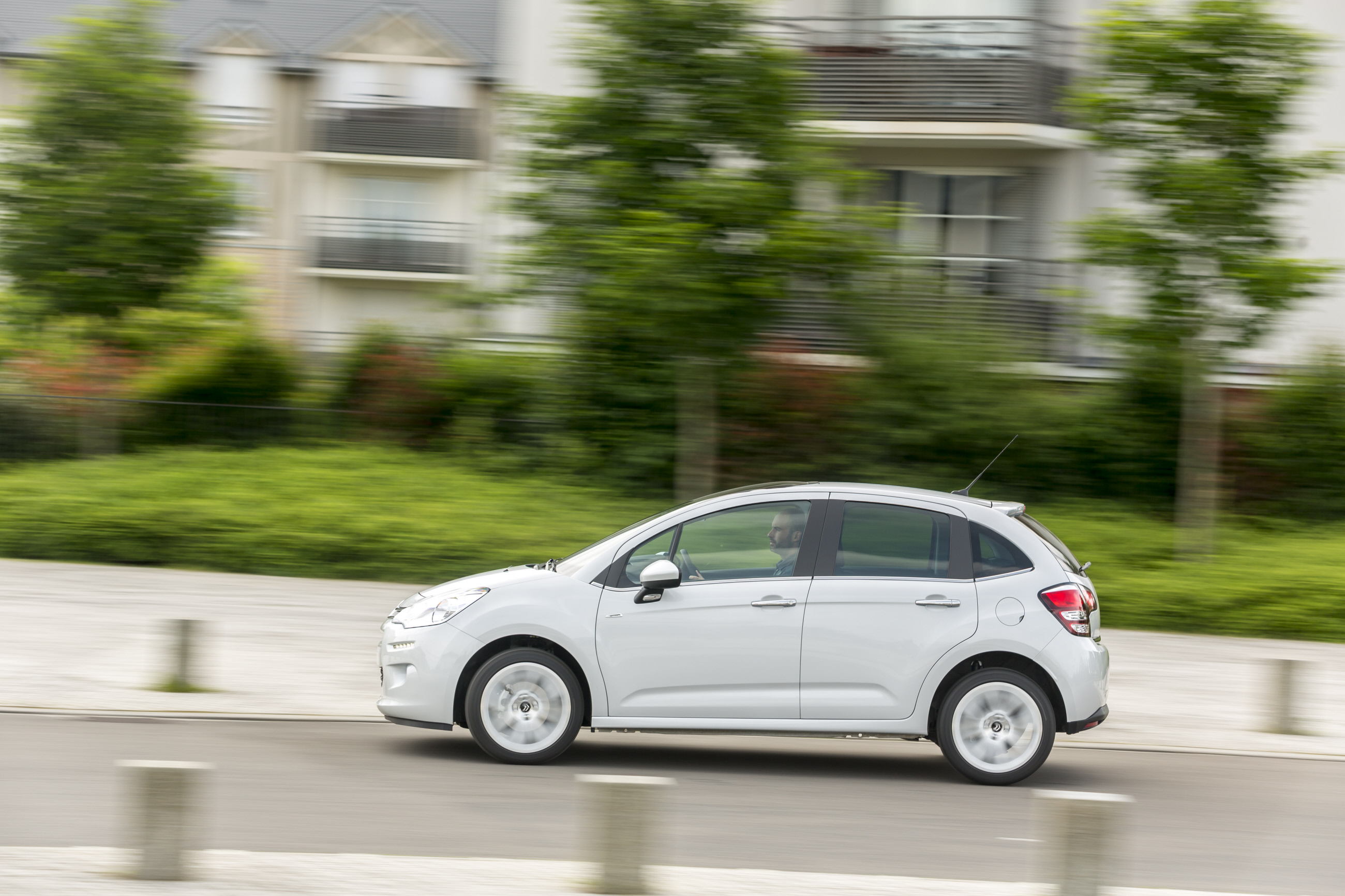 Photo 2 - Citroen C3 génération 2 profil - Rappel Citroën-DS. Plus d’un ...