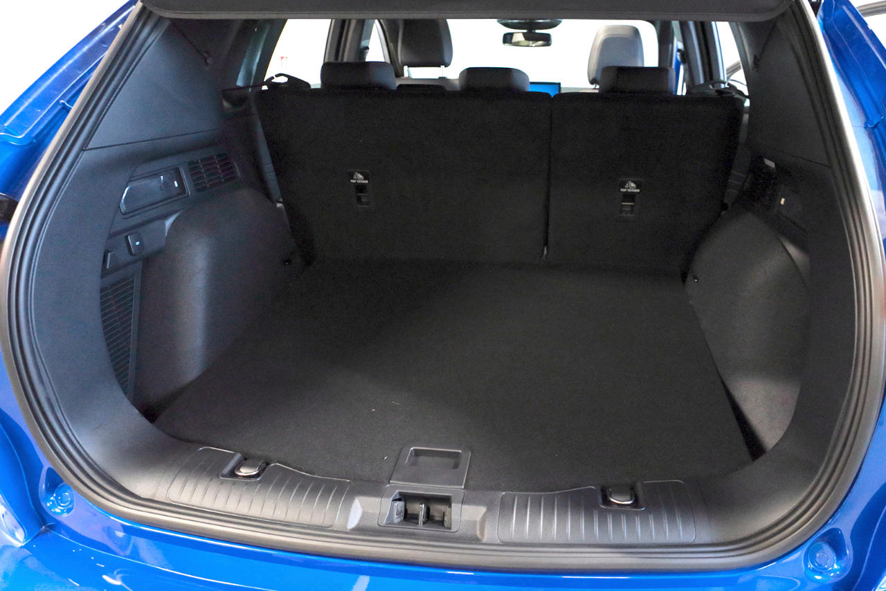 Ford Kuga (2024). Notre vidéo à bord du SUV hybride restylé