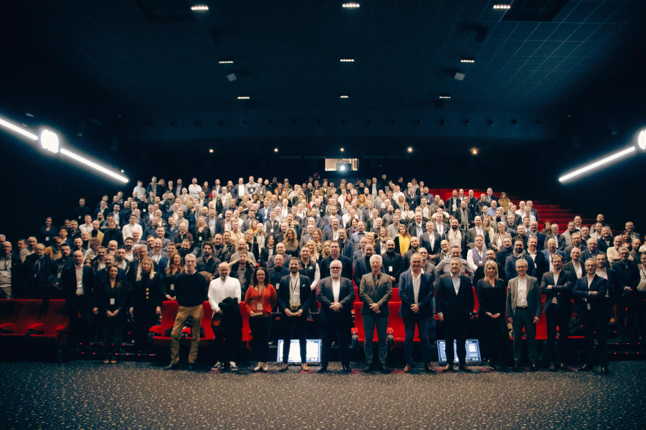 Photo 2 - convention groupe gca - Distribution automobile. La ...