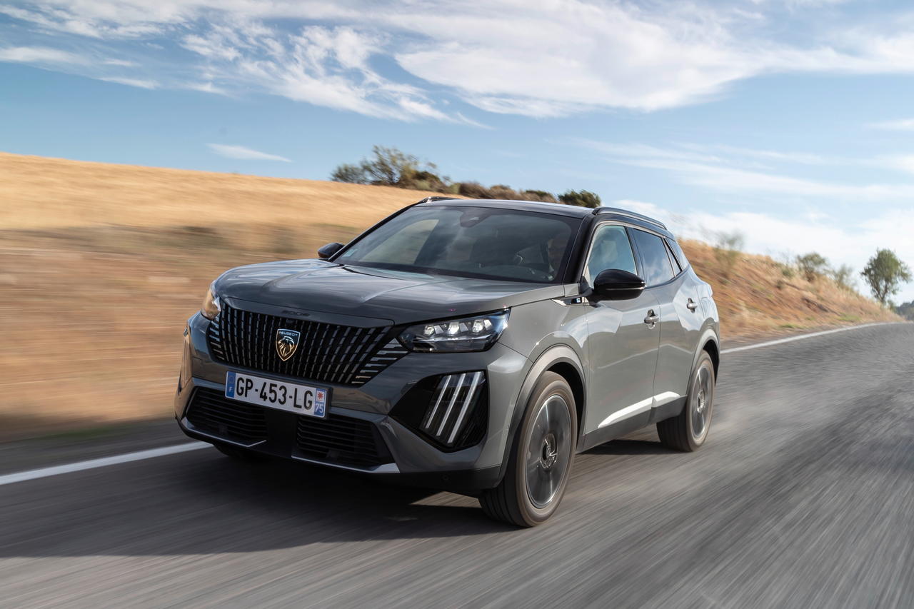 Photo 2 - Le 2008 passera au micro-hybride en début d'année. - Peugeot ...