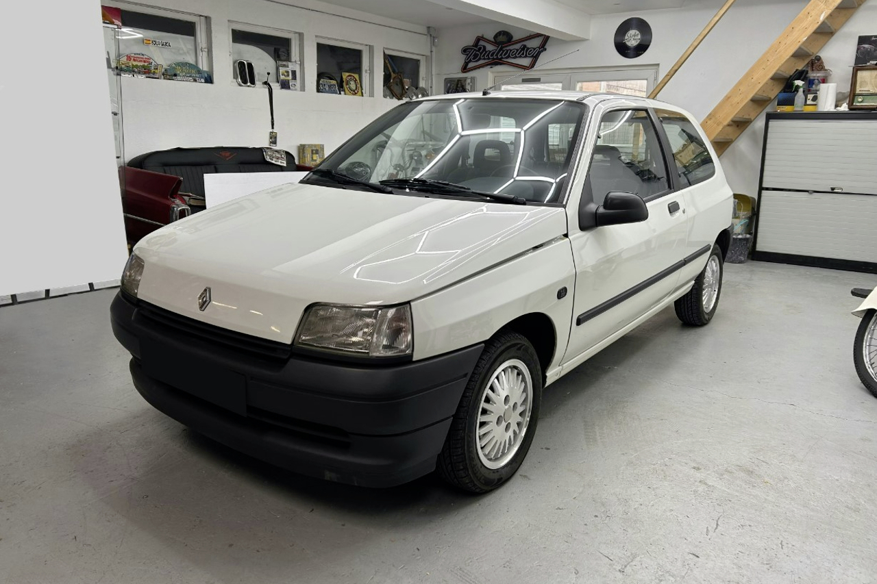 Photo 1 - Renault Clio 1 1991 - Cette Renault Clio I de 1991 neuve a ...