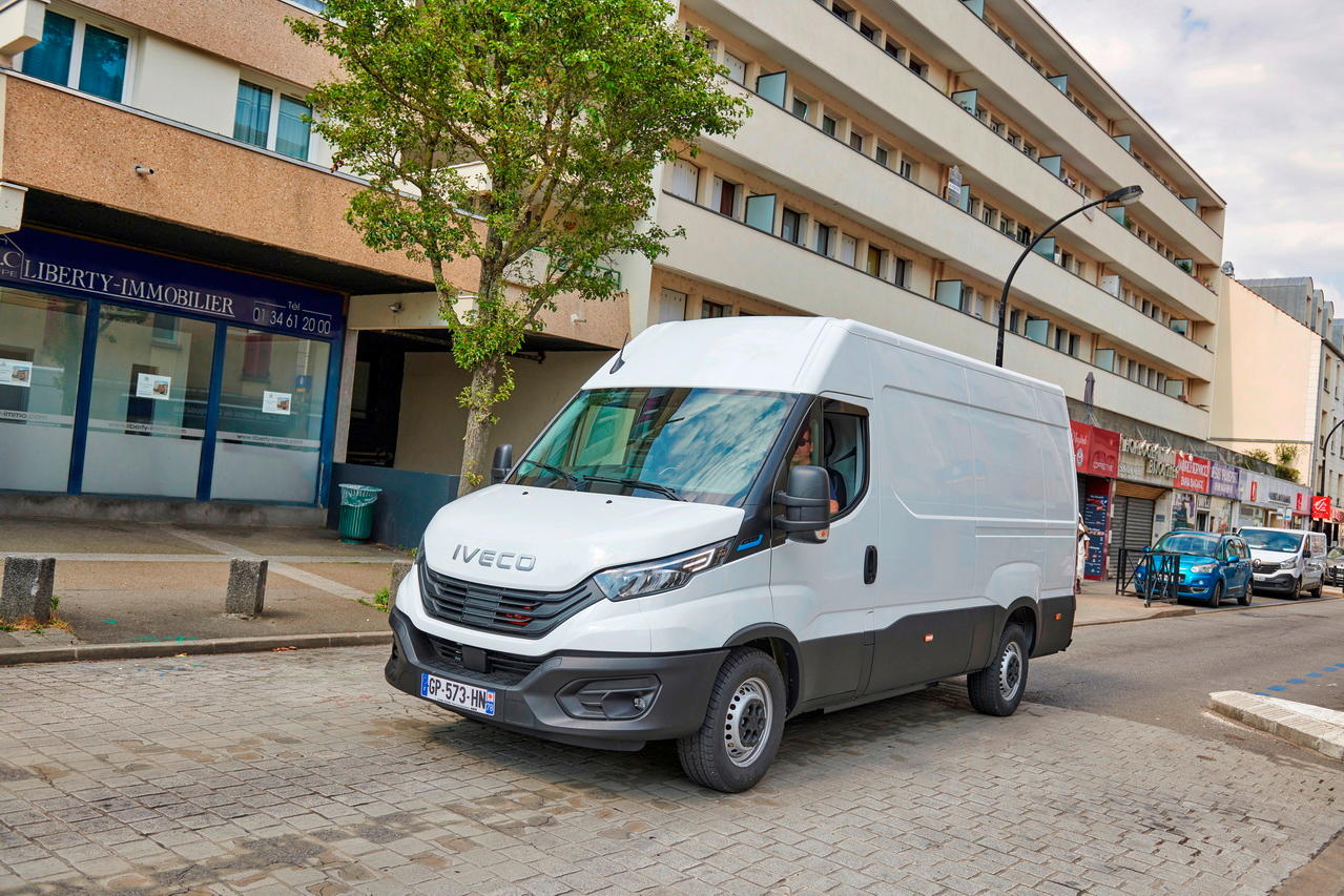 Photo 6 - Trophées de L'argus 2024 - Trophées de L’argus 2024. Le prix ...