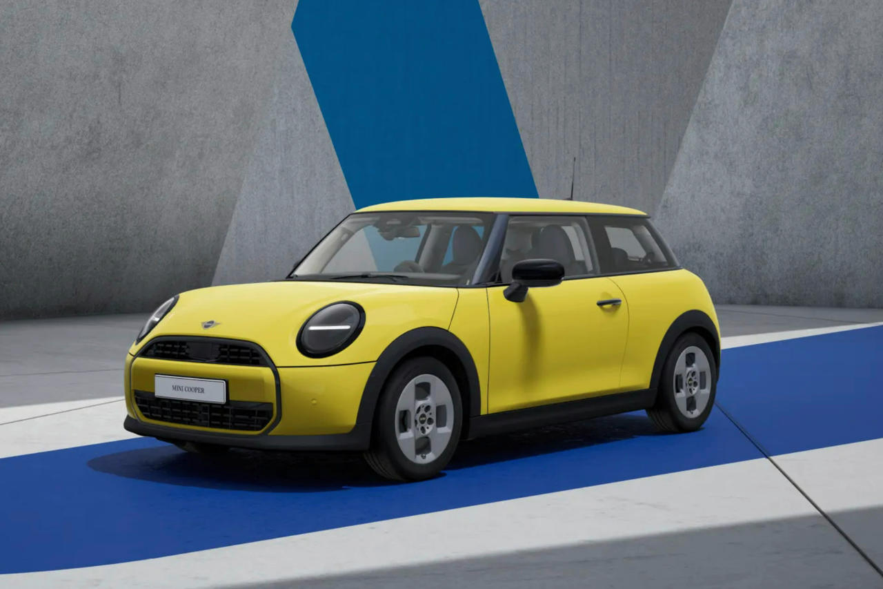 Photo 3 - Mini Cooper C Classic 2024 jaune - Prix Mini Cooper (2024 ...