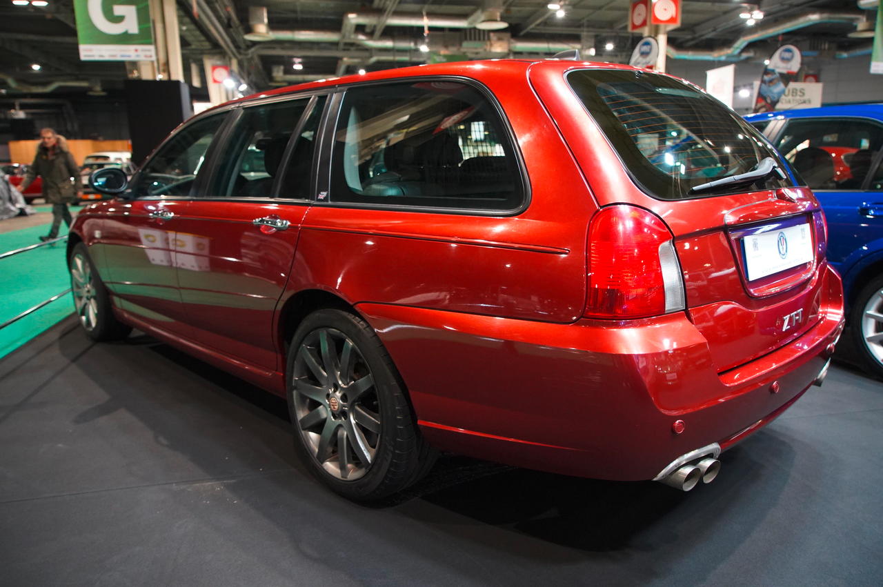 Rétromobile 2024. Les youngtimers exposés pour les 100 ans de la marque MG