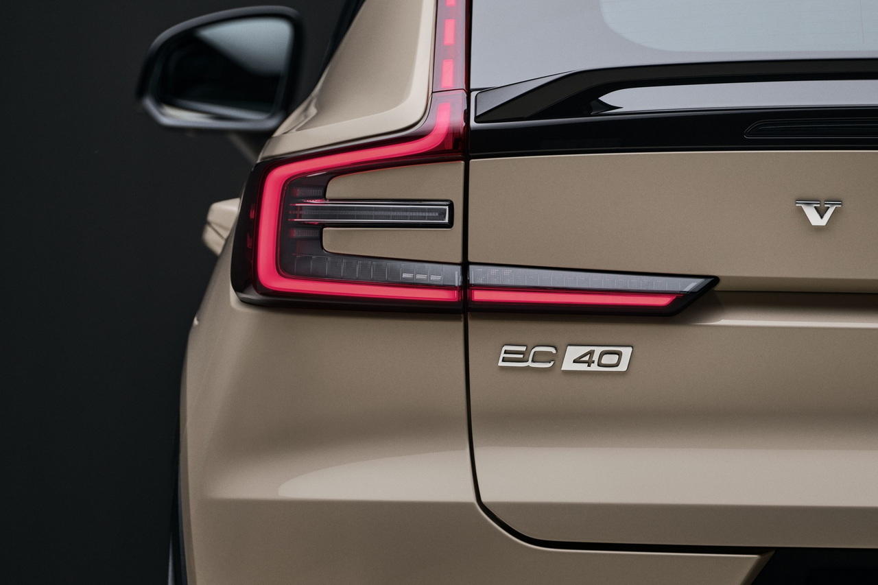 Volvo EC40 et EX40 : changement de noms et évolutions pour les C40 et ...