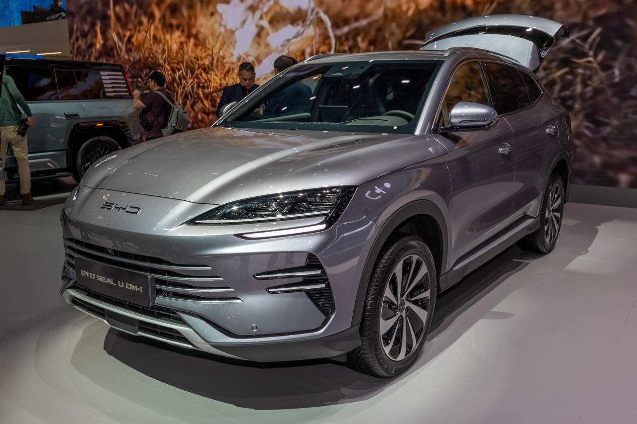 Photo 1 - BYD Seal U DM-i salon de genève 2024 - BYD Seal U DM-i (2024 ...