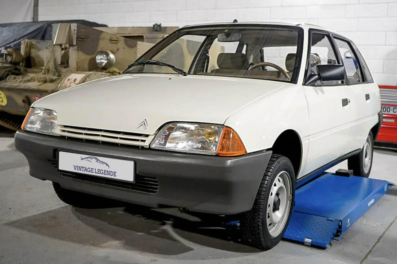 Photo 1 - Cette Citroën AX 10 RE de 1988 qui n'affiche que 51 km au ...