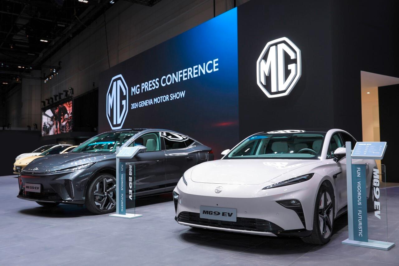 Photo 1 - MG surprend à Genève avec des modèles haut de gamme comme ces ...