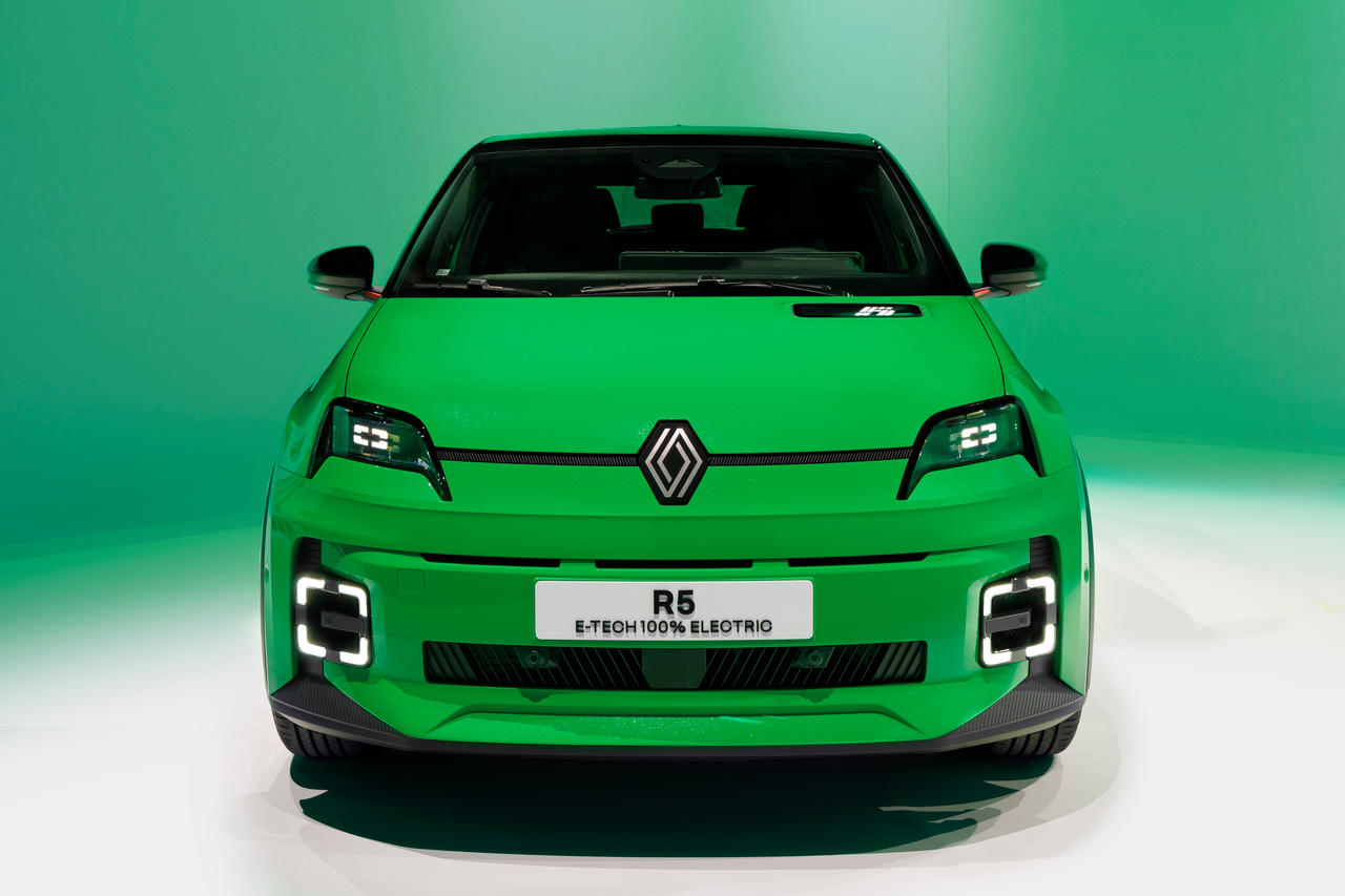 Nouvelle Renault 5 électrique (2024). A bord de la future icône ...