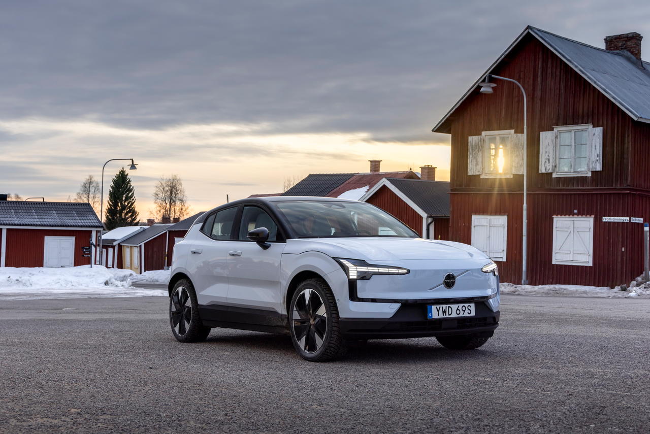 Diaporama et photos - Essai Volvo EX30 Twin Performance 2024. Il cache ...