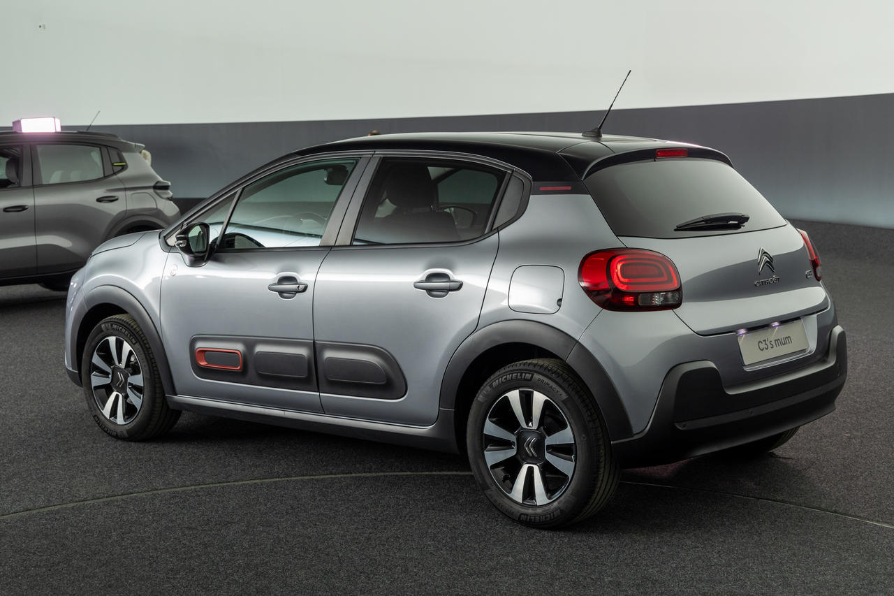 Photo 10 - La C3 de 3e génération a un côté un peu boule. - Citroën C3 ...