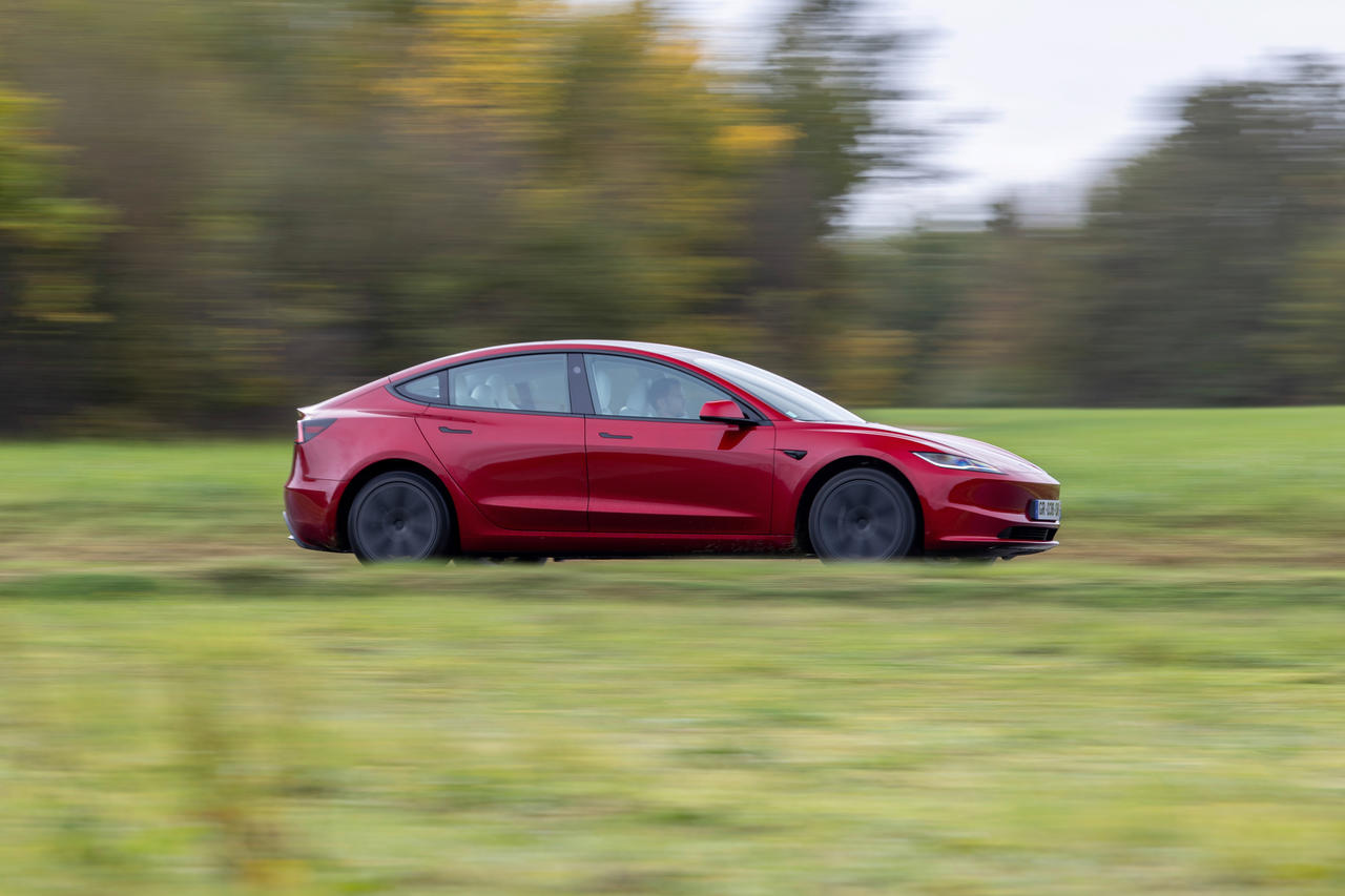 Photo 5 - Le premier prix de la Tesla Model 3 est de nouveau sous la ...