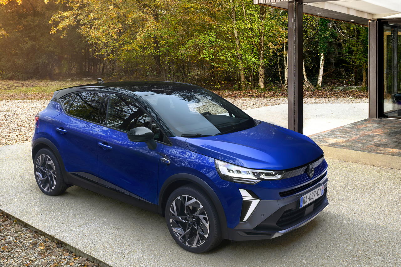 Renault Captur (2024). Premier contact avec le SUV urbain profondément ...